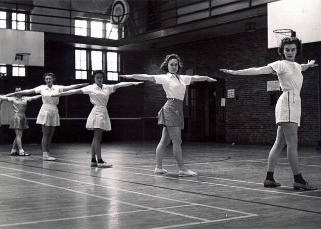The Secret to Women’s Exercise Routine in the 1950’s – Ridiculously Retro